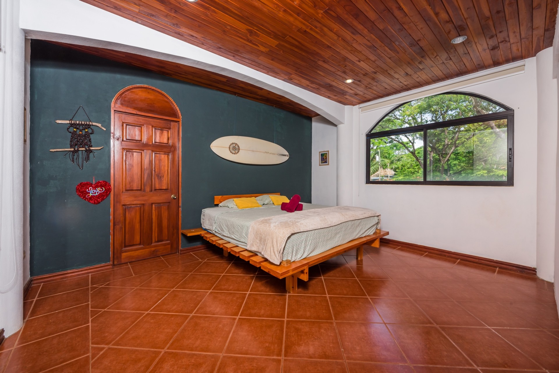 Casa Alice | Flamingo Beach Realty